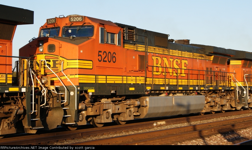 BNSF 5206